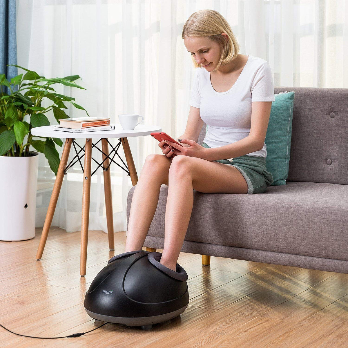 Mynt Shiatsu Foot Massager with Deep-Kneading, Built-in Heat Function ...